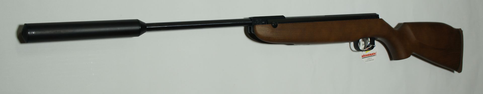 Luftgewehr HW 30 K (S) mit Schalldämpfer im Buchenschaft